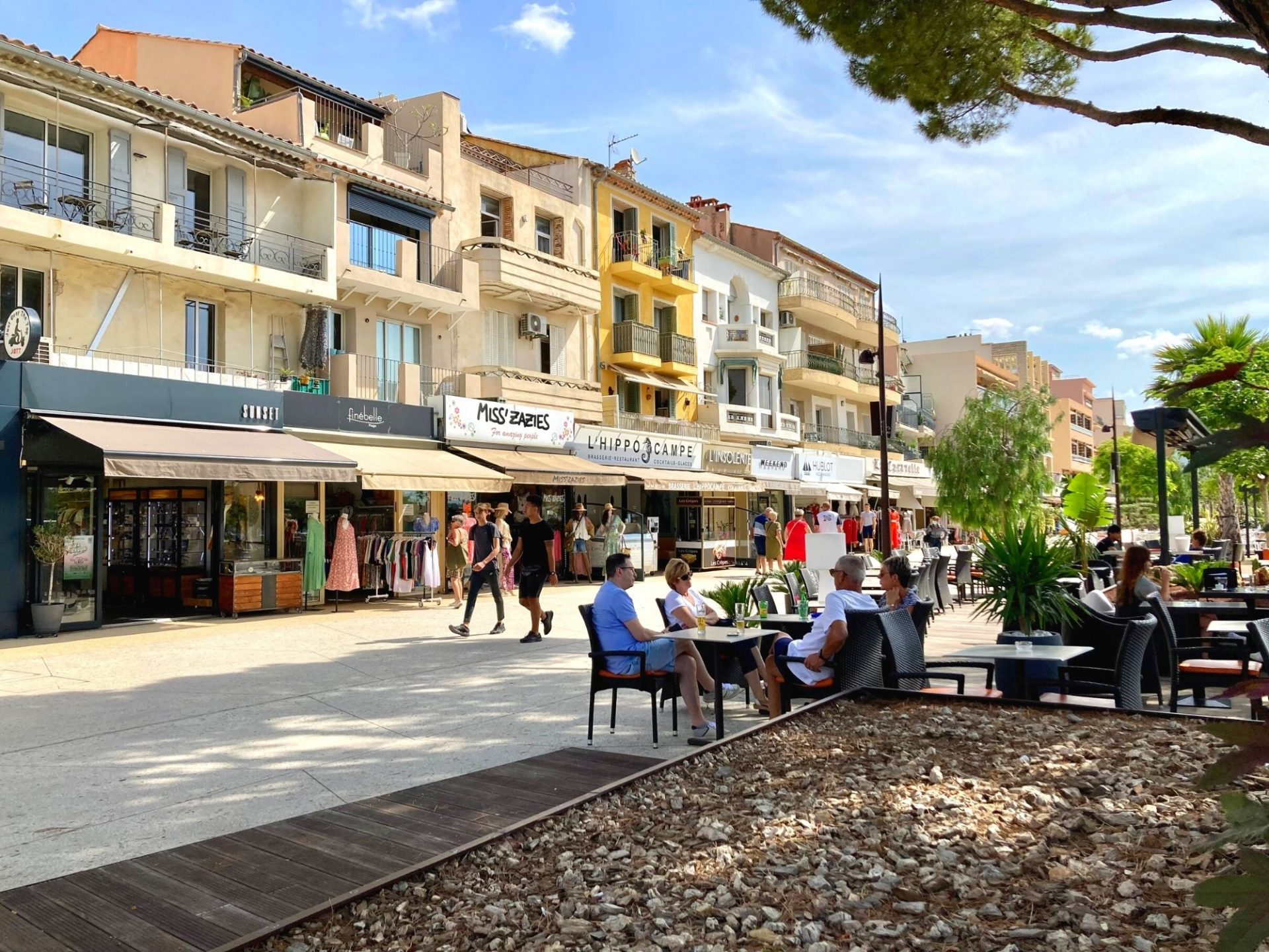 Tous les Commerces et les Services à Bandol • Bandol Tourisme